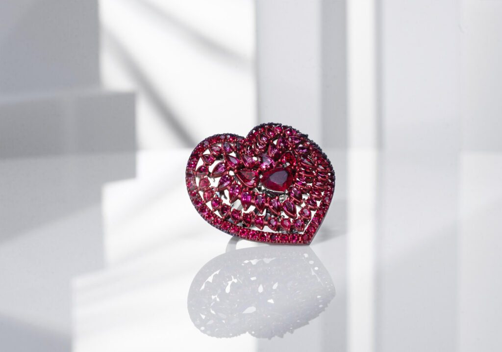 Chopard revela a nova Red Carpet Collection no Festival de Cannes ...
